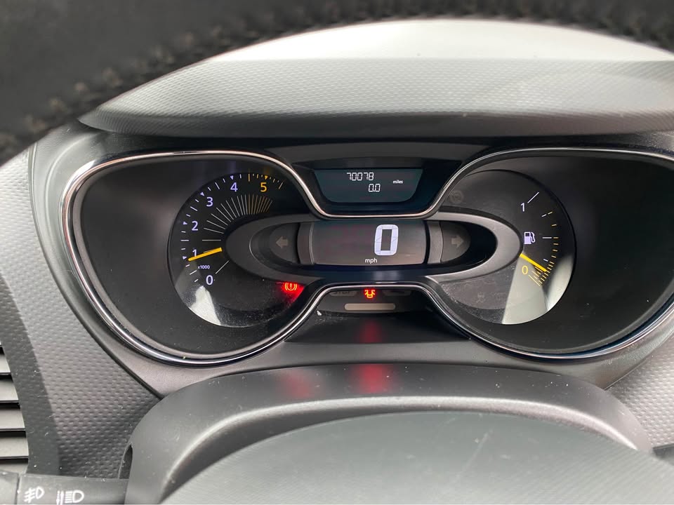 2015 15 RENAULT CAPTUR 1.5 Dynamique S Media Nav Energy 5dr
